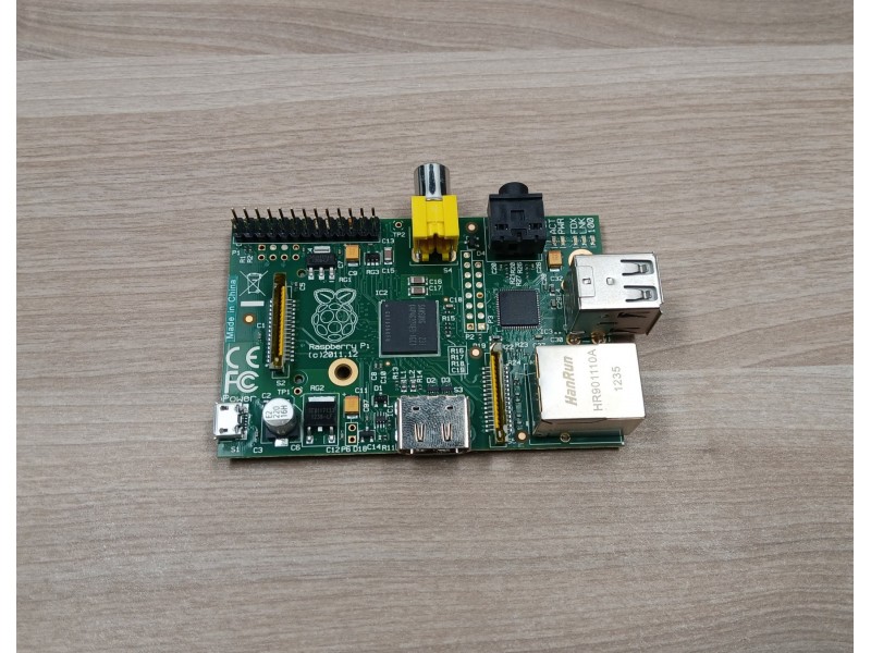 Raspberry Pi 1 Model B - 512MB RAM (Rev 2.0)