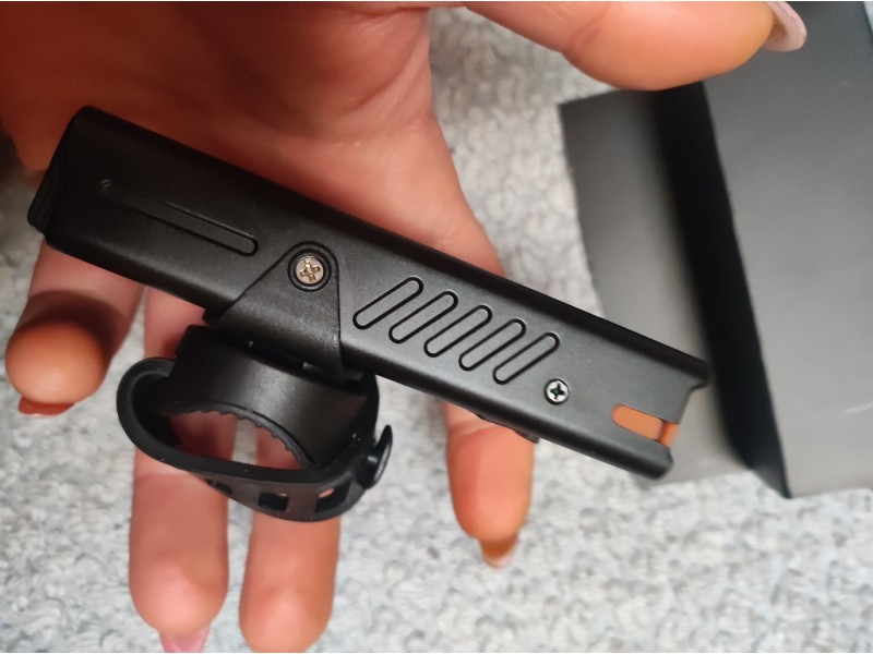 Svetlo za bicikl trotinet prednje USB 2000mAh punjiva