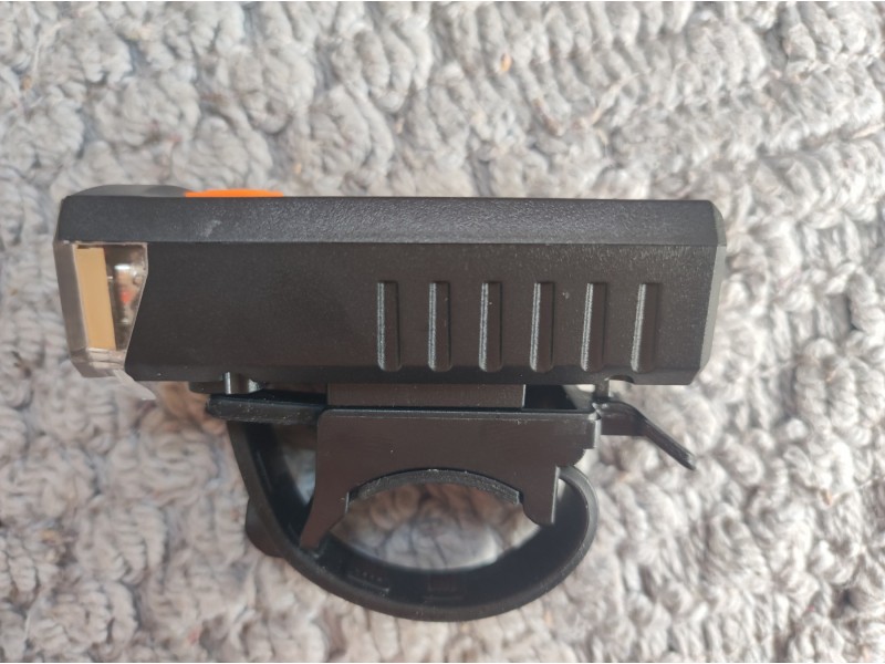 Svetlo prednje za bicikl i trotinet usb punjivo
