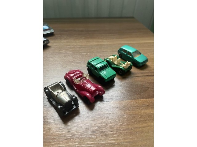 Kinder Surprise Autići