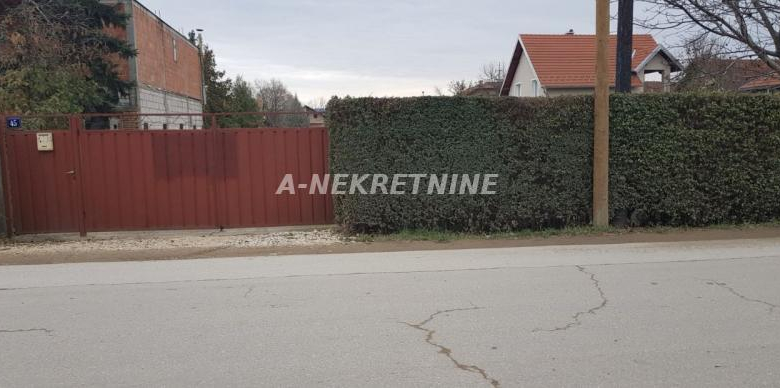 Plac – Novi Sad, Veternik – ID 312.