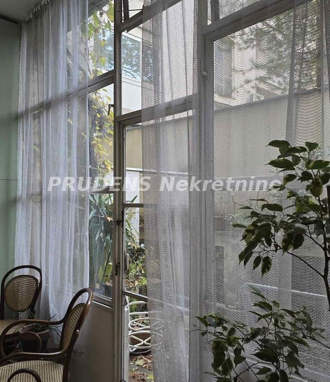 Stan – Beograd, Stari Grad Takovska – ID 957.
