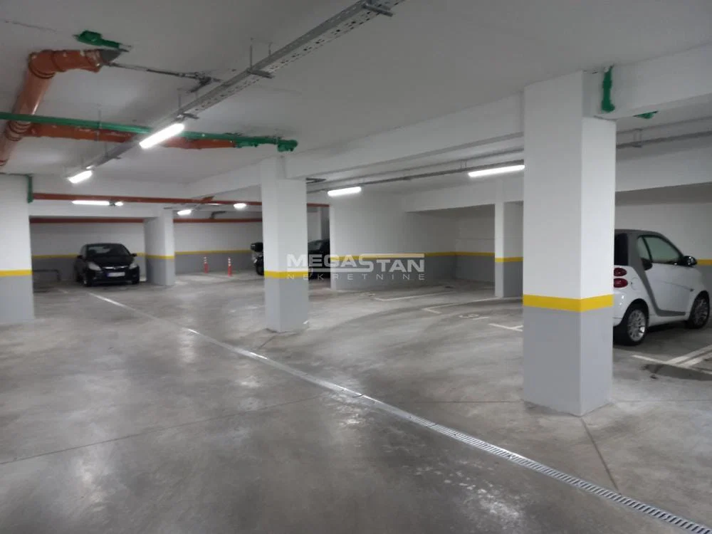 Garaža za izdavanje, Gradska Bolnica, Beograd, 13m², 100 €/mes