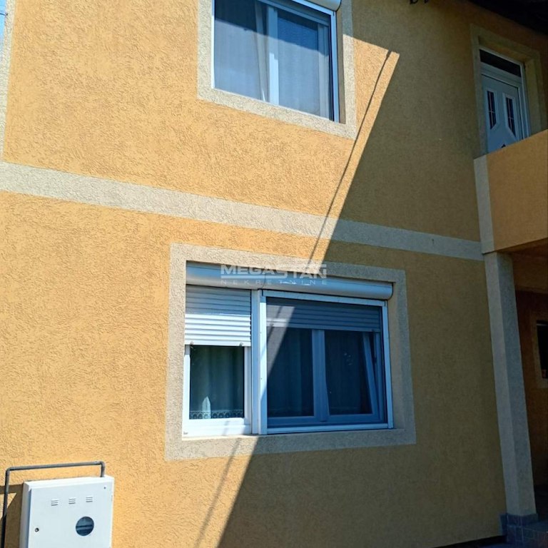 Surčin, uknjižena sa upotrebnom dozvolom.