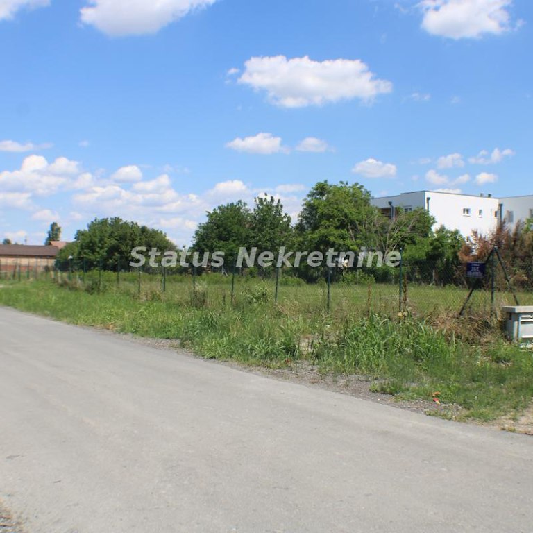 Plac – Novi Sad, Veternik – ID 21077.