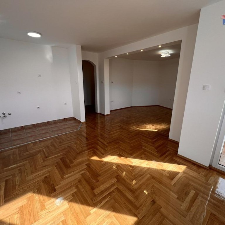 Stan – Novi Sad, Bulevar Evrope – ID 2522.