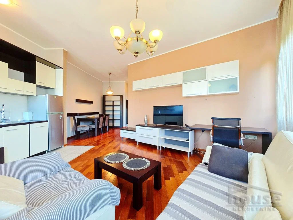 Trosoban stan na prodaju, Bulevar Evrope, Novi Sad, 67m², 165.000 €