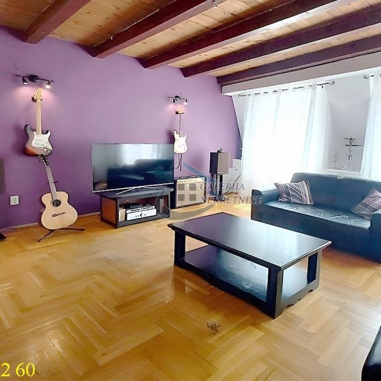 Stan – Beograd, Stari Grad Atelje 212 – ID 5208.