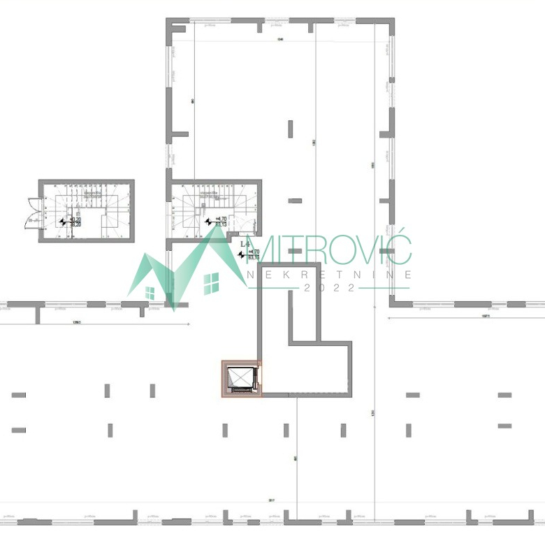 Novi Sad – Poslovni prostor – ceo sprat 562 m2.