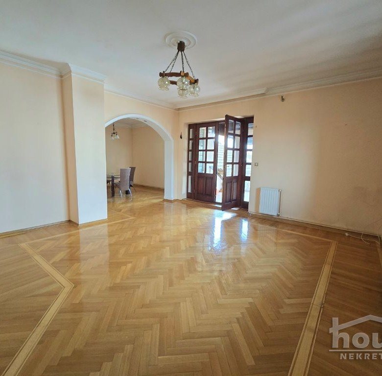 Kuća – Novi Sad, Bulevar Evrope – ID 9116866.
