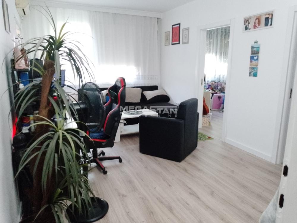 Trosoban stan na prodaju, Miljakovac, Beograd, 55m², 173.000 €