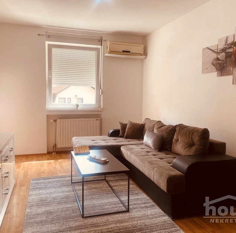 Stan – Novi Sad, Centar (Novi Sad) – ID 9117395.