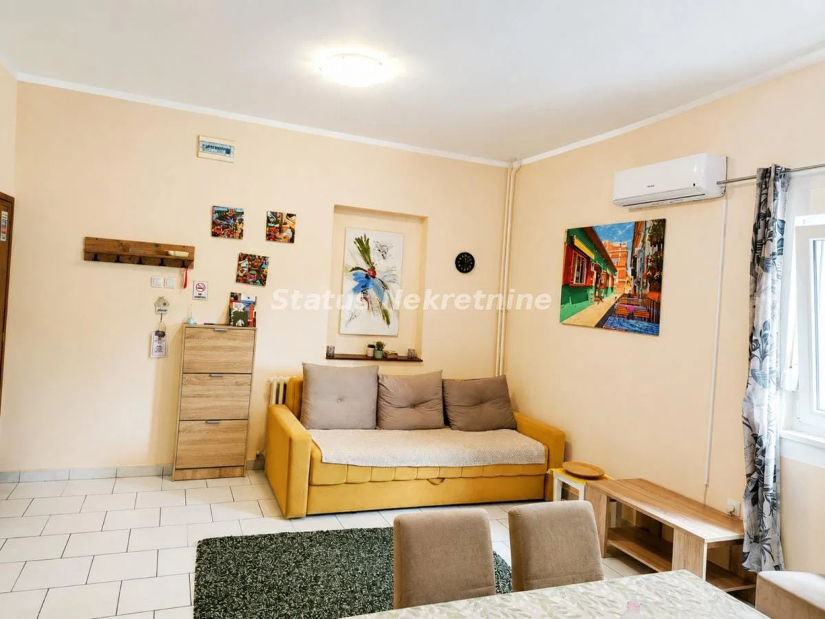 Trosoban stan na prodaju, Novi Sad, 50m², 133.900 €