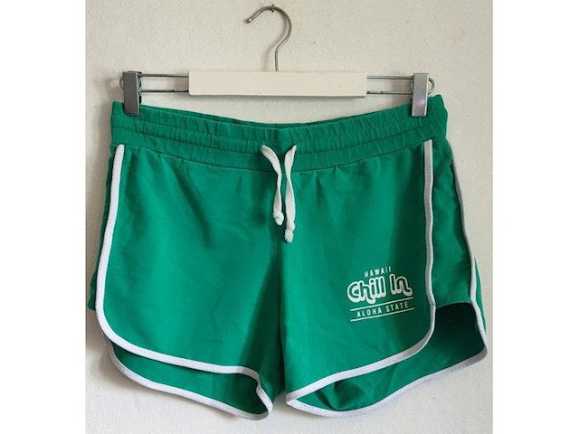 LCW Retro šorc (S/M) – Chill Vibe  Na prodaju lagan i i