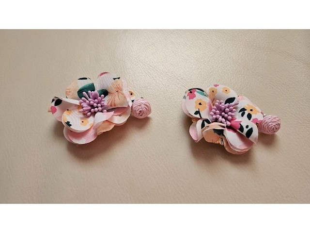 Raffia Flower Boho dangle minđuše