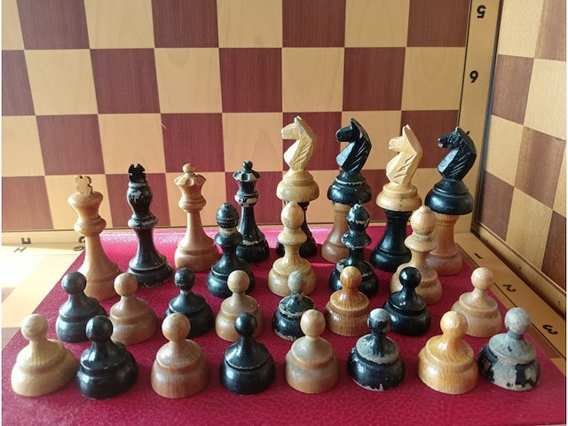 Stare Sahovske Figurice (Kralj 78 mm)