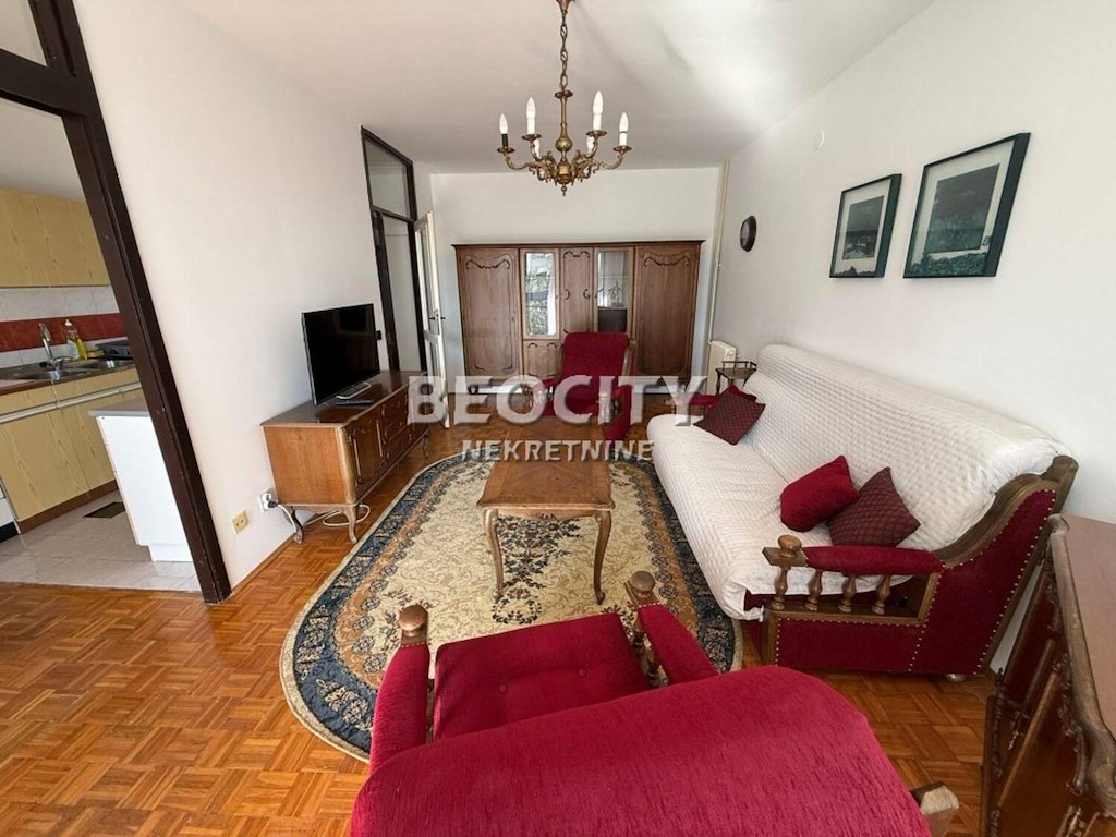 Trosoban stan, Beograd - Blok 61 | Izdavanje · 84m² · 600€