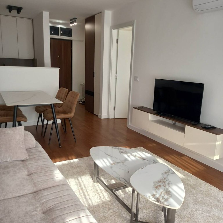 Dvosoban stan, Beograd - Gornji grad | Izdavanje · 42m² · 600€