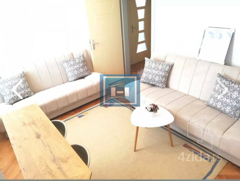 Garsonjera, Ćuprija | Izdavanje · 25m² · 160€