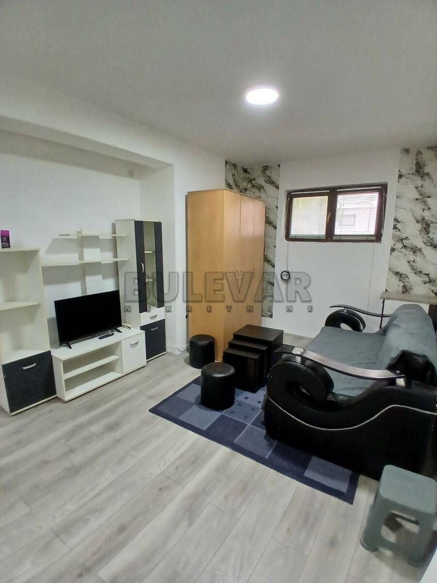 Jednoiposoban stan, Niš - Mokranjčeva | Izdavanje · 43m² · 240€