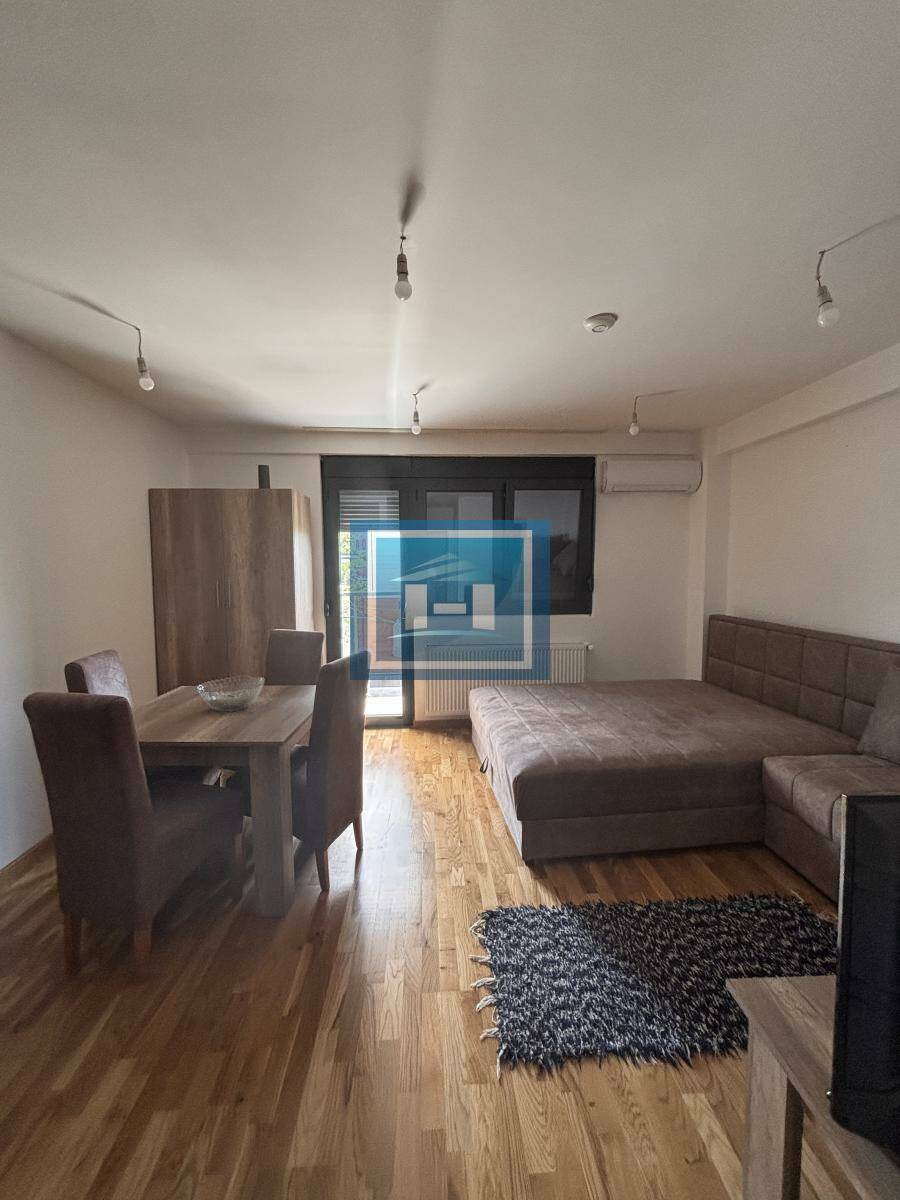 Garsonjera, Jagodina | Izdavanje · 29m² · 250€