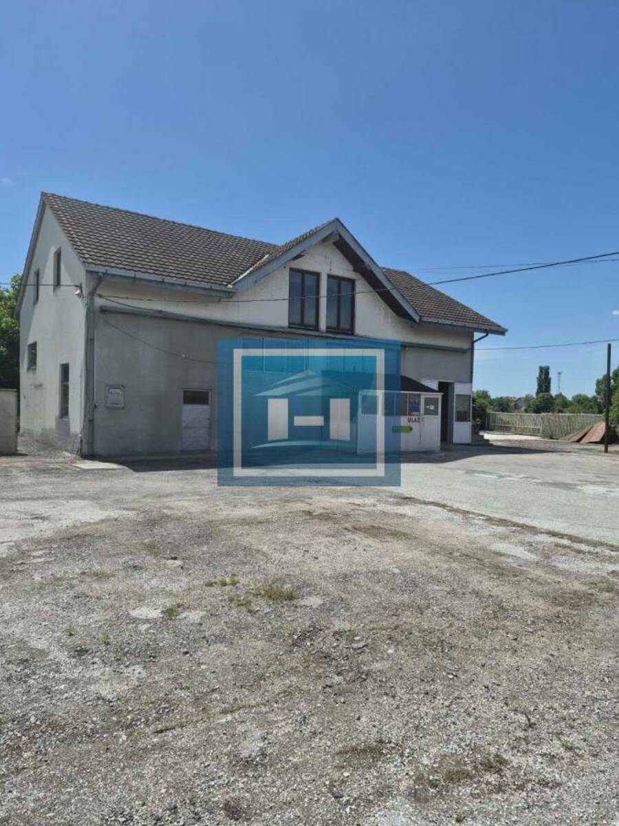 Poslovni prostor / Lokal, Paraćin | Izdavanje · 360m² · 1.000€