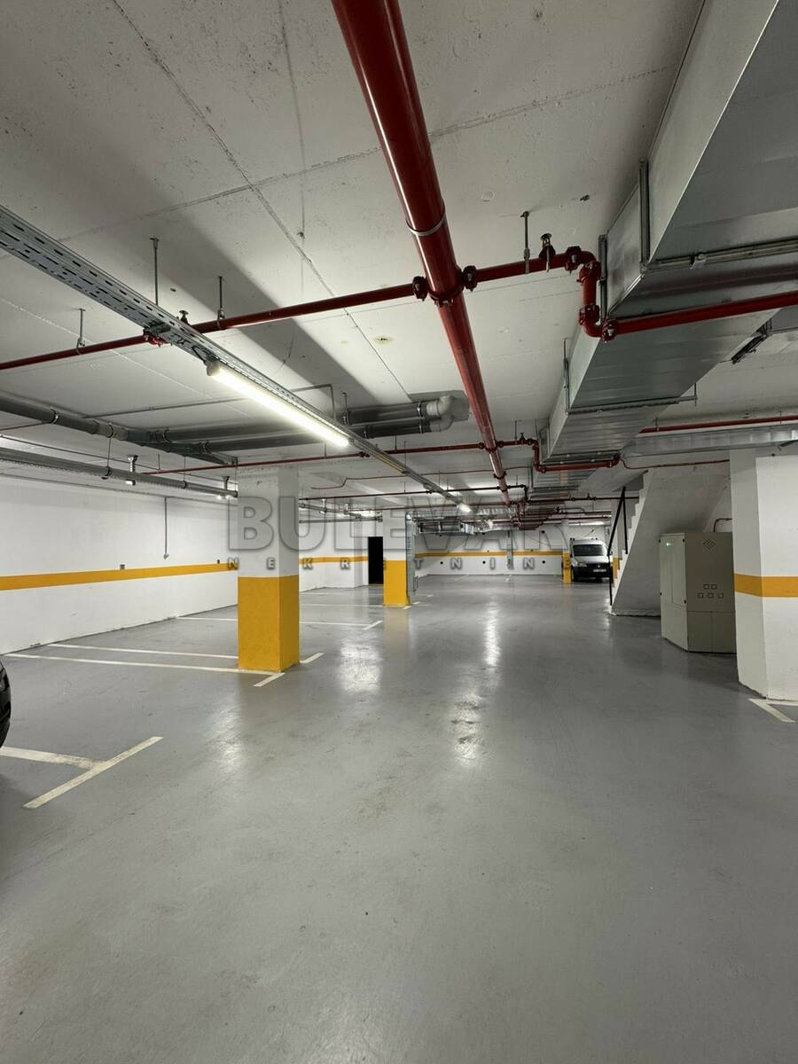 Garaza, Niš - Centar | Izdavanje · 11m² · 100€