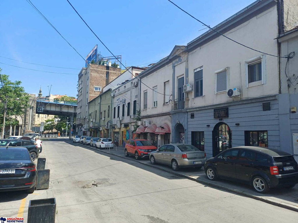 Trosoban stan, Beograd - Karađorđeva | Prodaja · 73m² · 225.000€