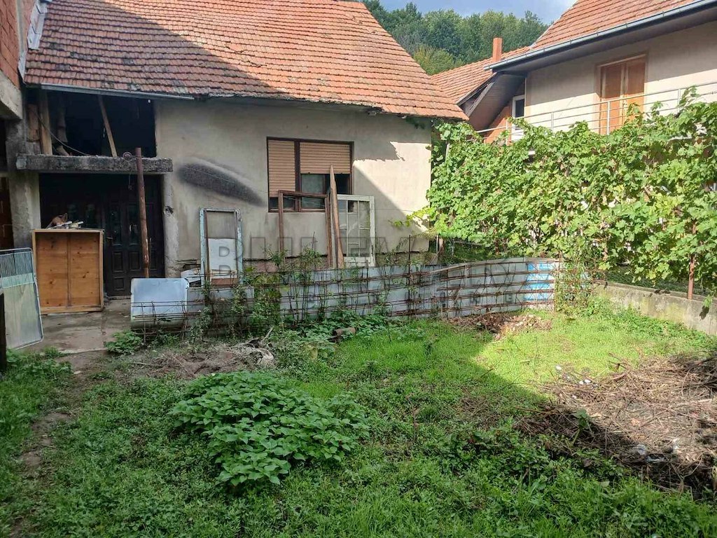 Kuća, Gadzin Han - Gadžin Han | Prodaja · 77m² · 25.100€