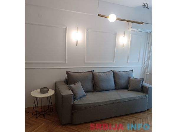Dvosoban Apartman Figuar Novi Sad Sajmiste