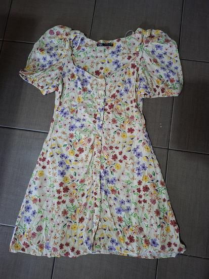 Zara S haljinica