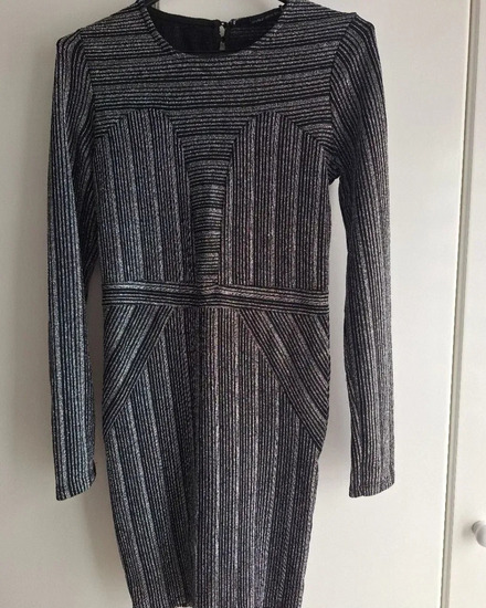  Sniženje  Srebrna haljina Bershka
