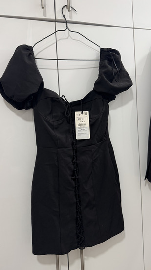 zara haljina sa etiketom