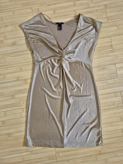 RASPRODAJA H&M haljina (Svajcarska)
