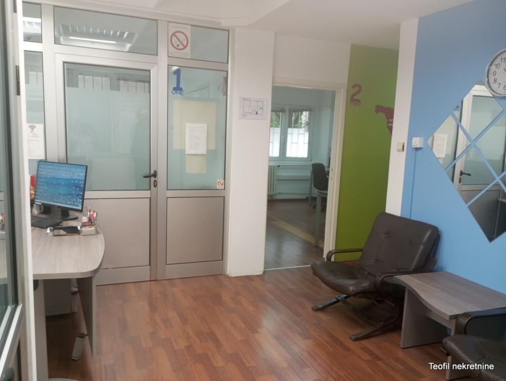 Bulevar umetnosti, Četvorosoban stan na prodaju, 94m2, 280.000€