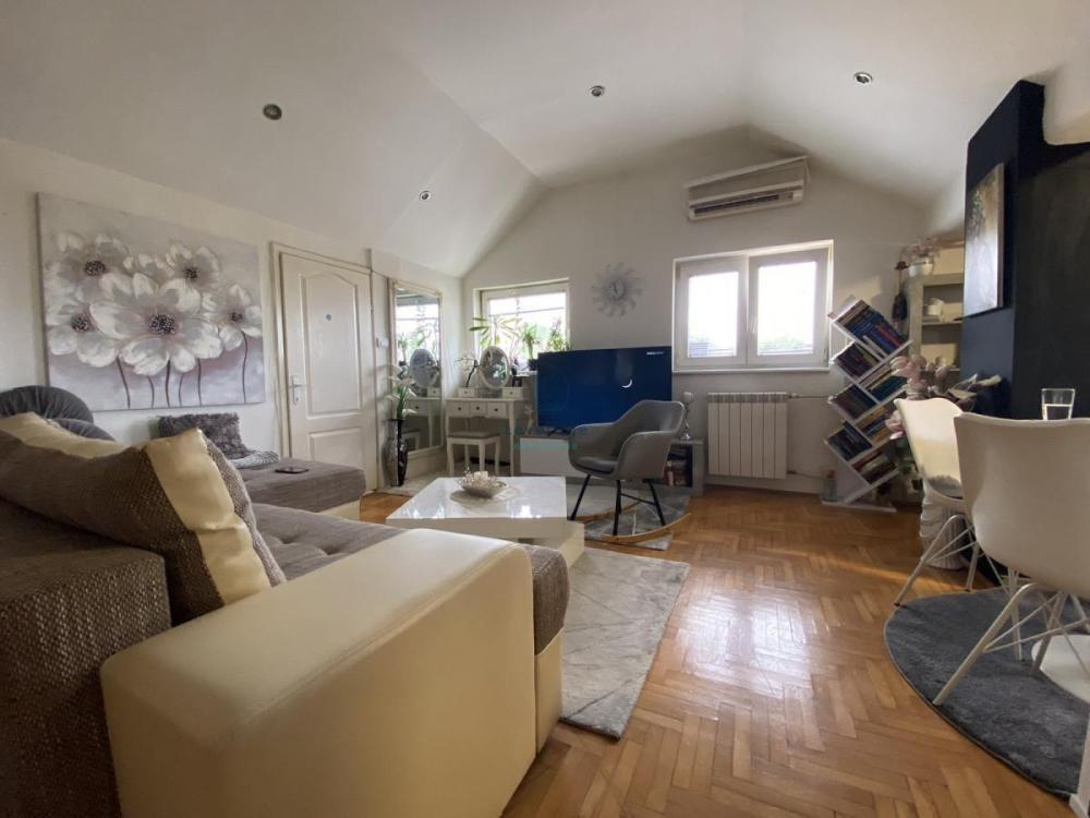Mile Dimić, Dvosoban stan na prodaju, 47m2, 124.500€