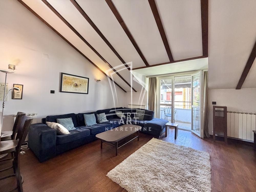 Bulevar oslobođenja, Četvorosoban stan na prodaju, 115m2, 380.000€