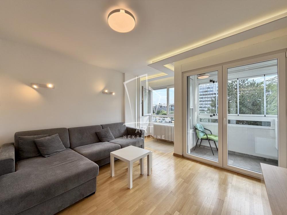 Bulevar Milutina Milankovića, Jednoiposoban stan za izdavanje, 42m2, 750€