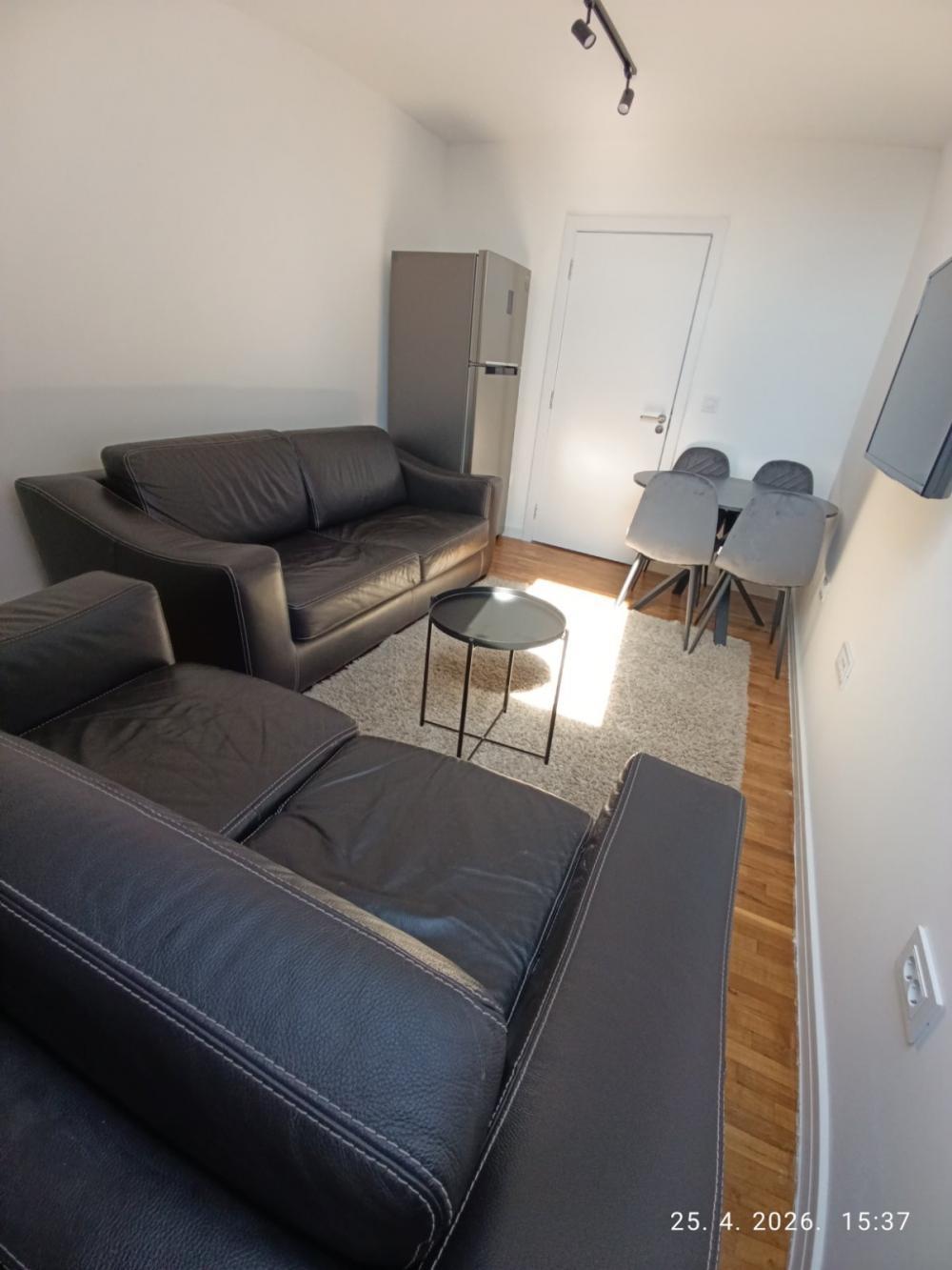Prve pruge, Jednoiposoban stan za izdavanje, 38m2, 700€