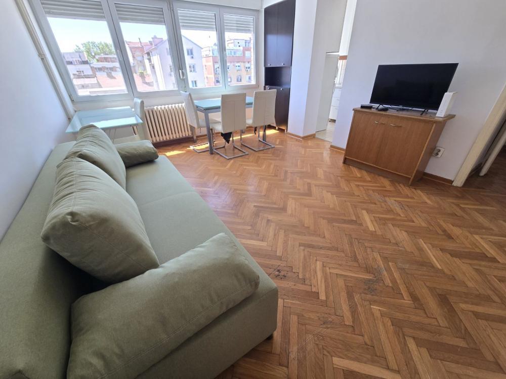 Radoslava Grujića, Jednoiposoban stan za izdavanje, 40m2, 500€