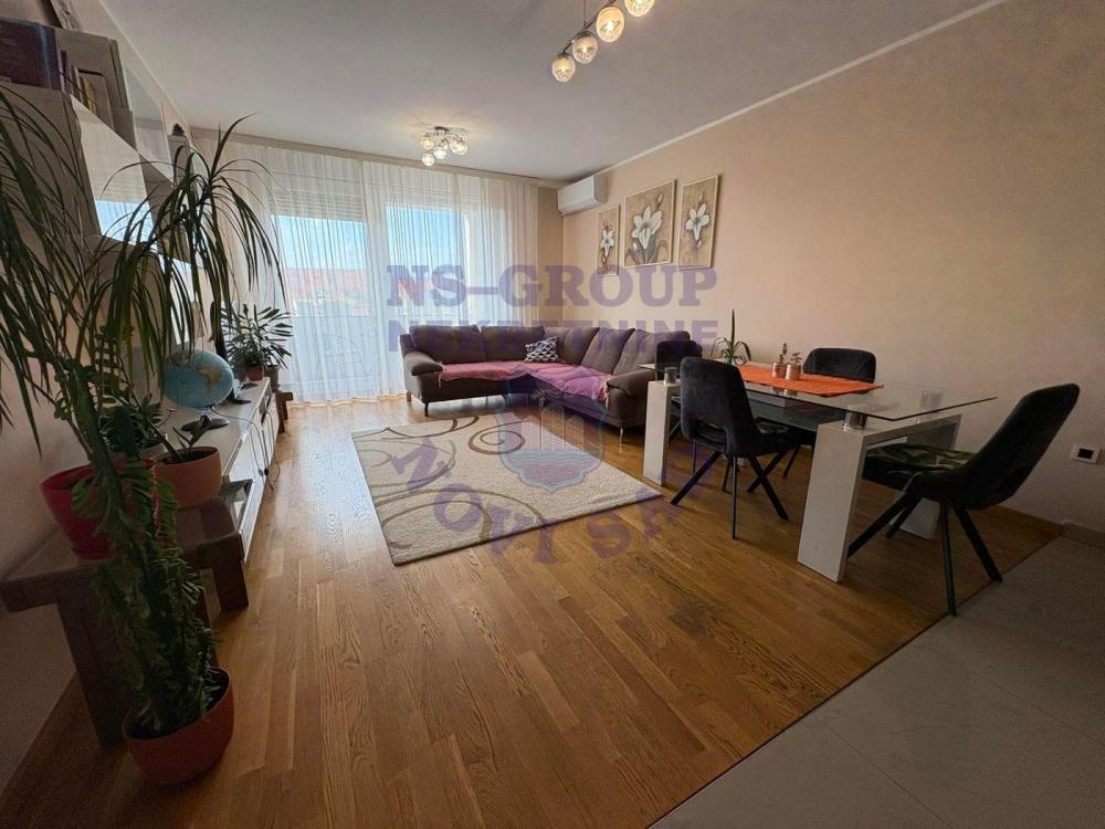 Četvorosoban stan na prodaju, 90m2, 282.750€