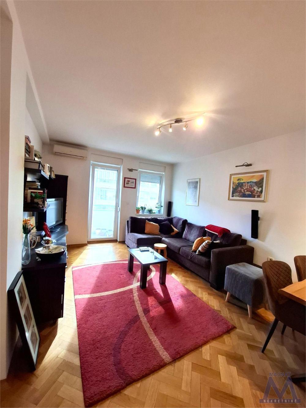 Dvosoban stan na prodaju, 50m2, 149.400€