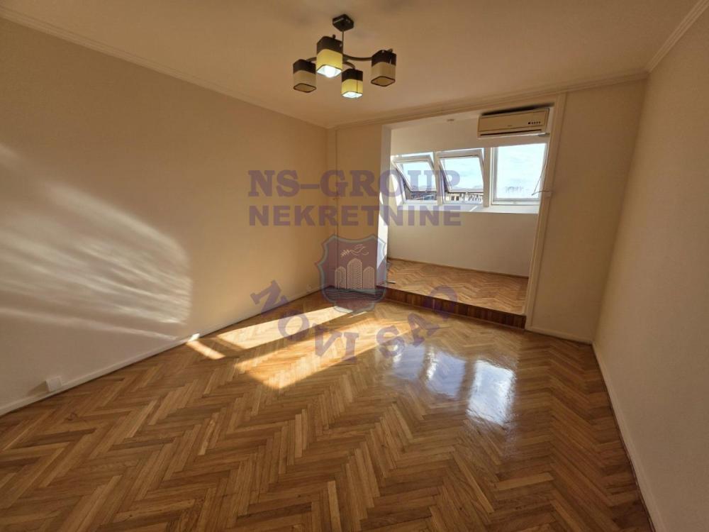 Trosoban stan na prodaju, 103m2, 254.620€