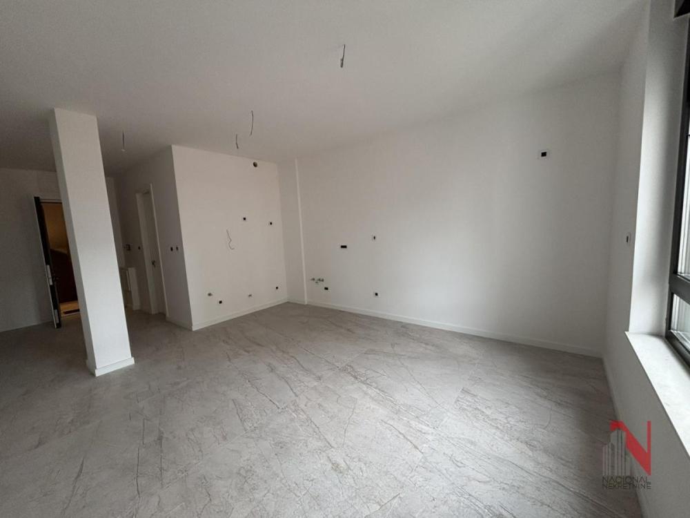 RADNICKA, Jednosoban stan za izdavanje, 31m2, 400€