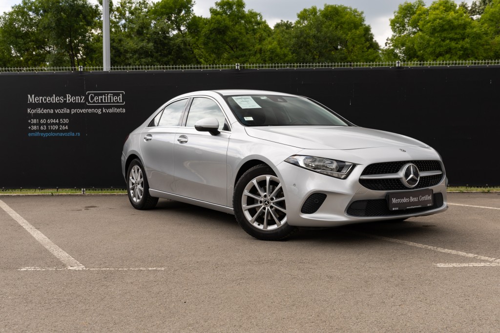 MERCEDES-BENZ A-KLASA