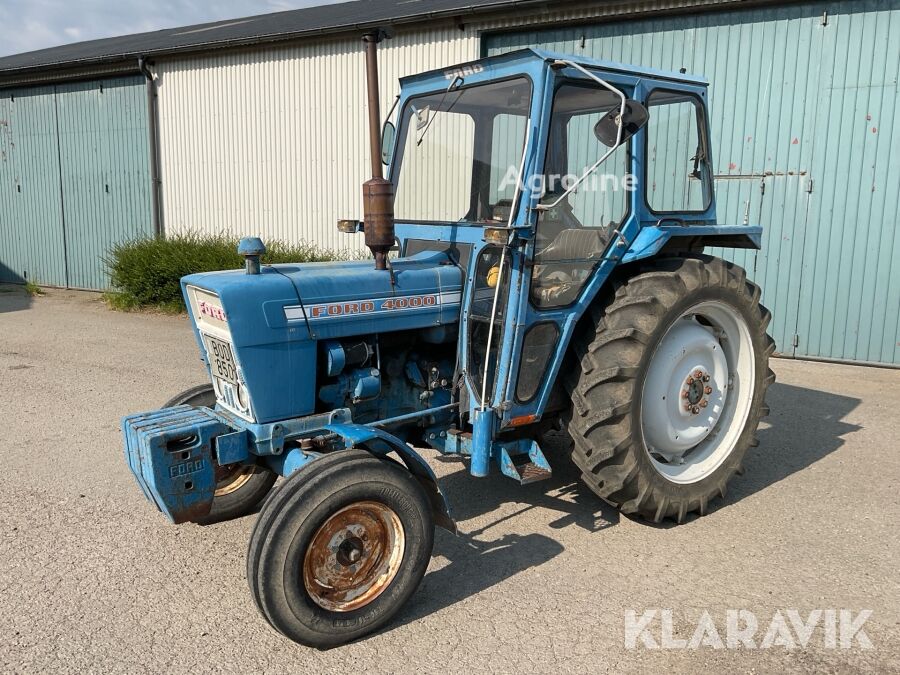 Prodaje se Ford 4000 traktor točkaš na aukciji