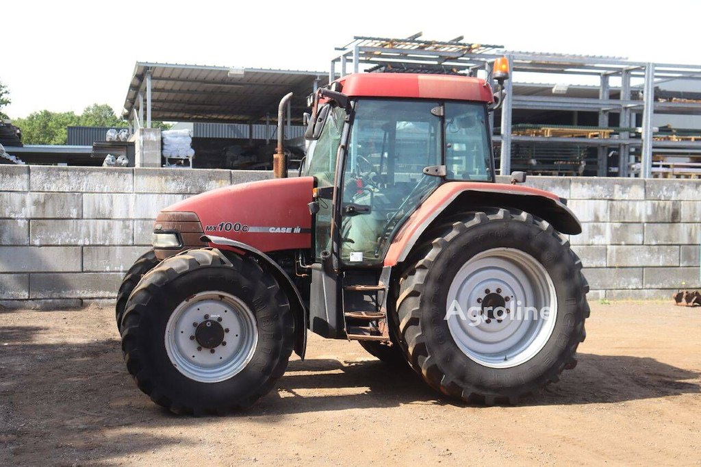 Prodaje se Case IH MX100C traktor točkaš na aukciji