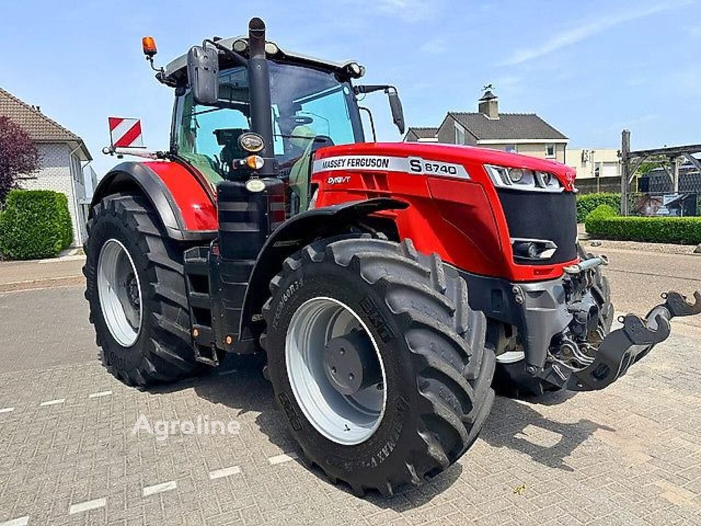 Massey Ferguson 8740S Stage V traktor točkaš