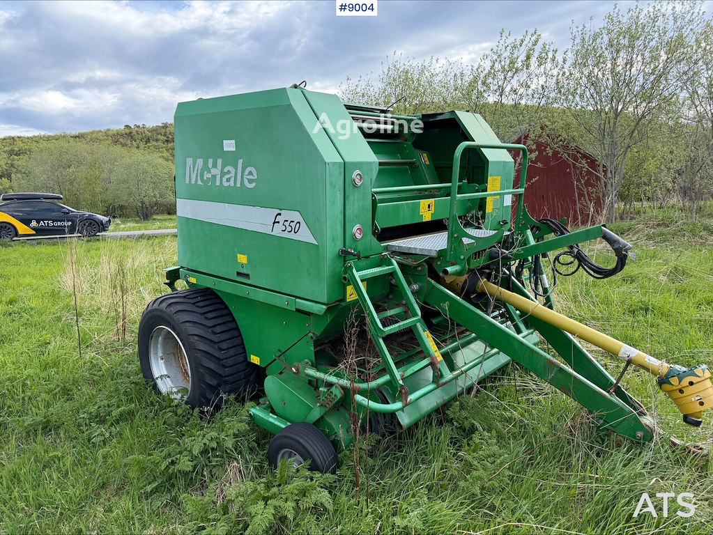McHale F550 balirka za okrugle bale
