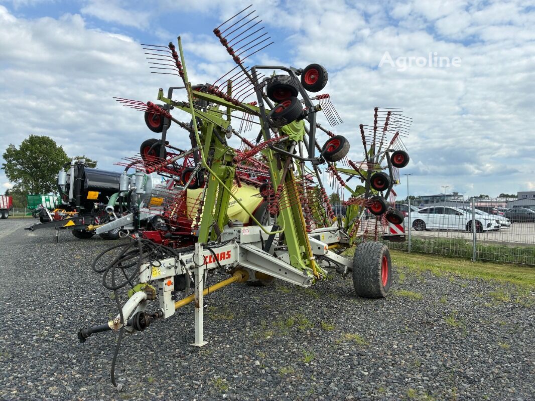 Claas Liner 3500 DL prevrtač sena